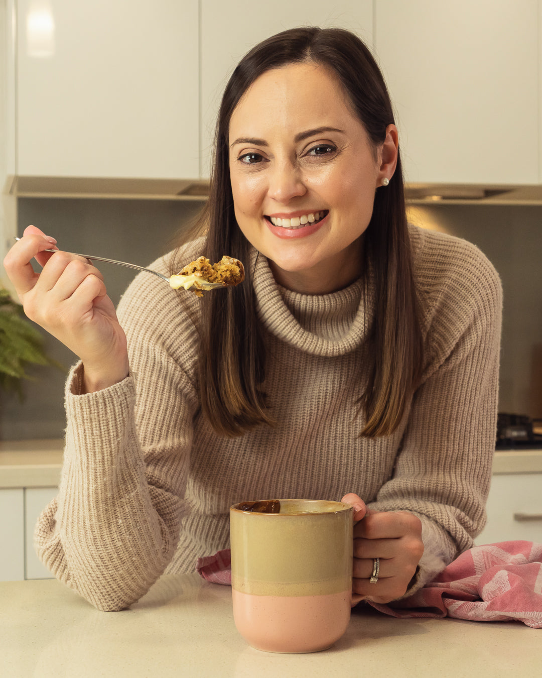 Sticky Date Mug Cake – Le Bon Baker