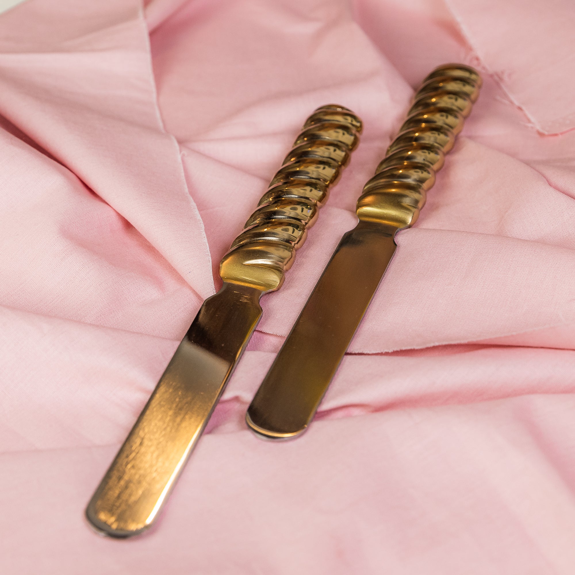 Two Toned Cake Decorating Spatula – Le Bon Baker